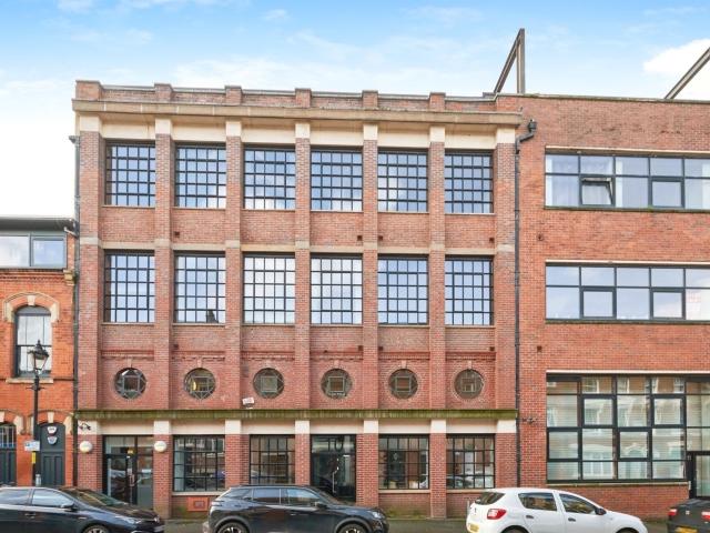 apartment in Amazon Lofts BIRMINGHAM