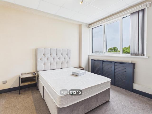 apartment in Anchor House, Anlaby Road, Hull, HU3 2PB