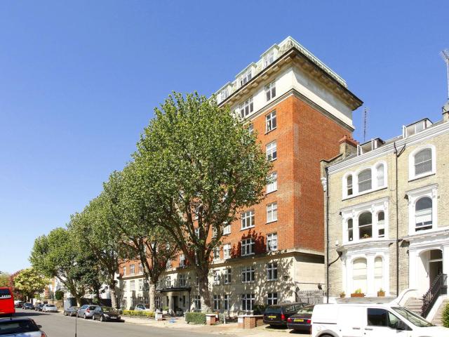 apartment in Abercorn Place