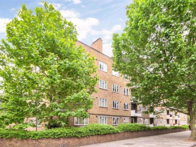 apartment in Abinger House August 26th, London, SE1