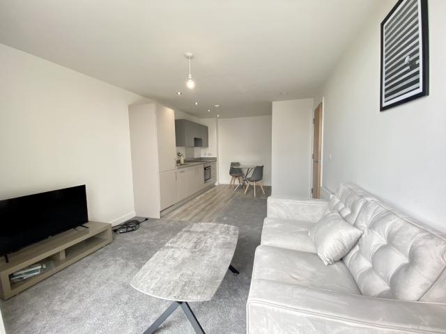 apartment in Adelphi Street, M3