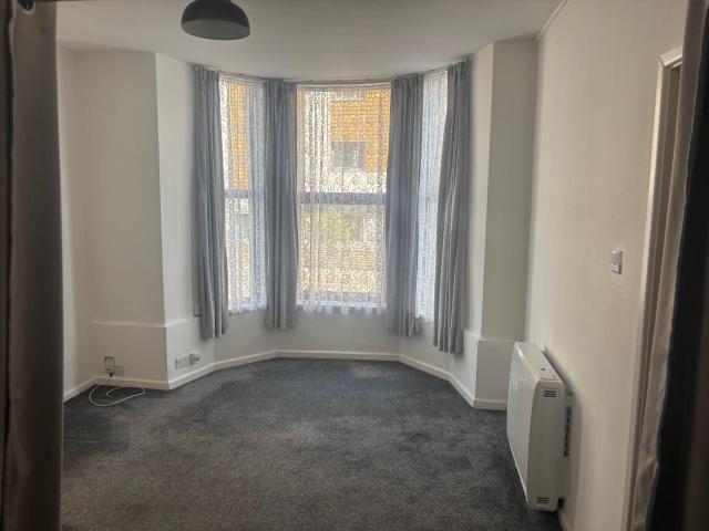 apartment in Alexandra Road