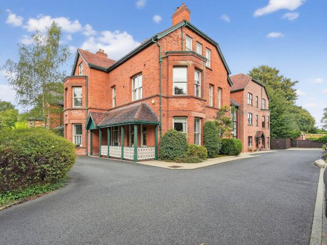 apartment in Apt 5E Seaver House, Malone Road, Belfast, BT9 5LH