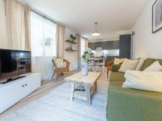 apartment in Apartment 45, Rooksmoor Mills, Bath Road, GL5 5EF
