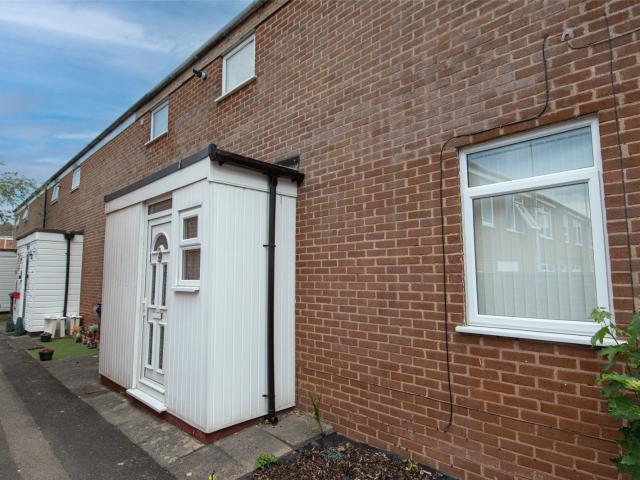 apartment in Ashorne Close, Redditch, Worcestershire, B98 0EZ