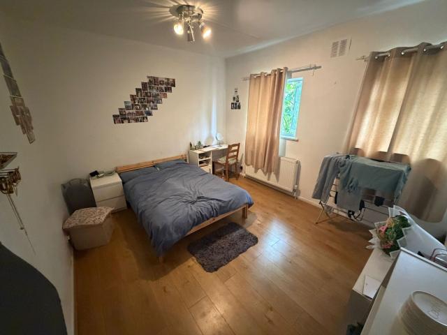 apartment in Avington Court, London, SE1