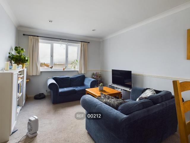 apartment in Axholme Court, Victoria Dock, HU9 1PN