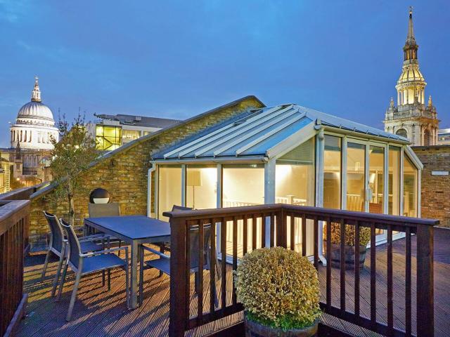 apartment in Bow Lane
