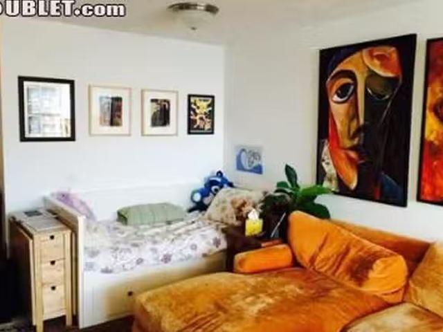Apartment in Battery Park City