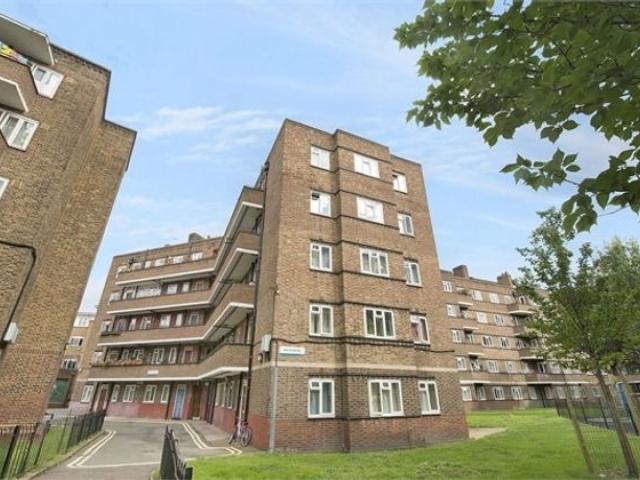 apartment in Balin House, London, SE1