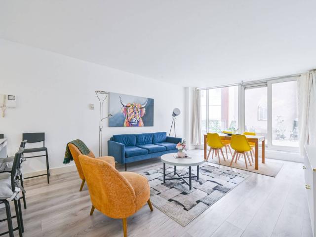 apartment in Balmoral Apartments