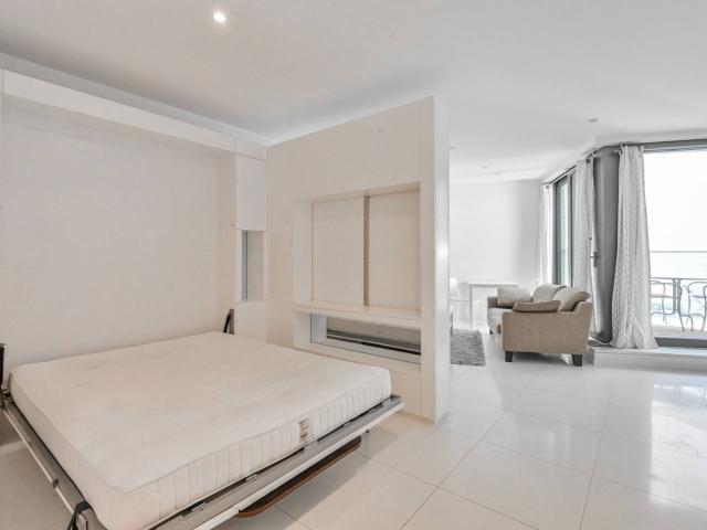 apartment in Baltimore Wharf