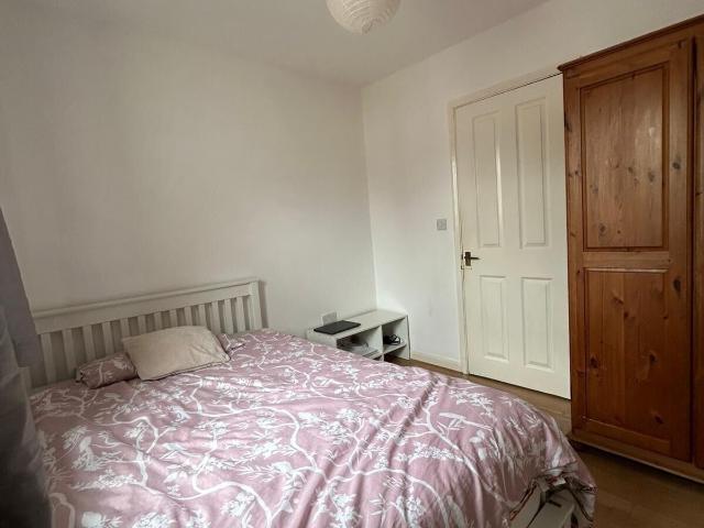 apartment in. Bampton Close, Oxford
