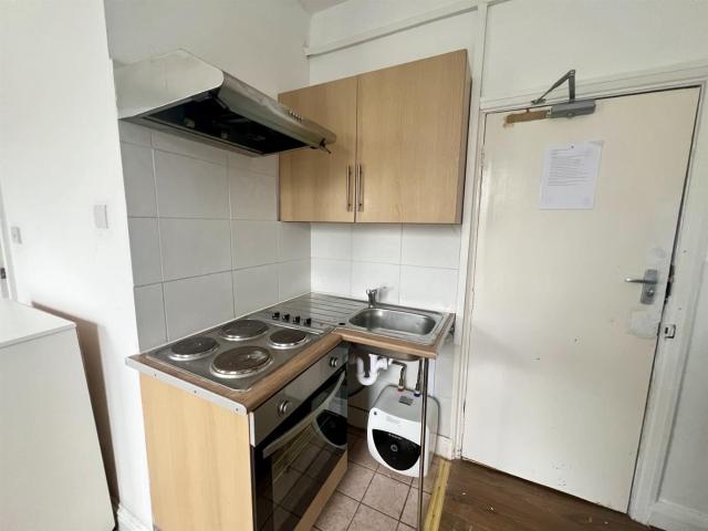 apartment in Beulah Road, Thornton Heath