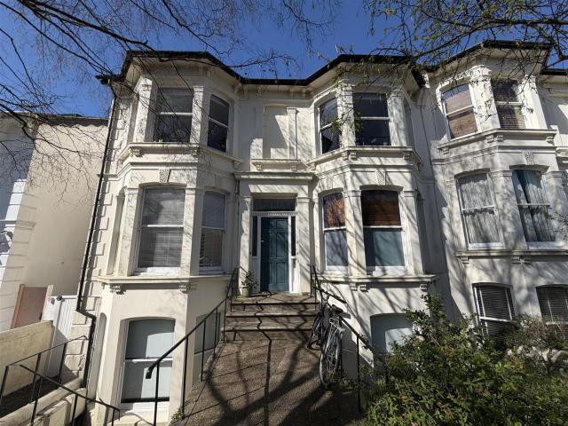 apartment in Beaconsfield Villas, Brighton