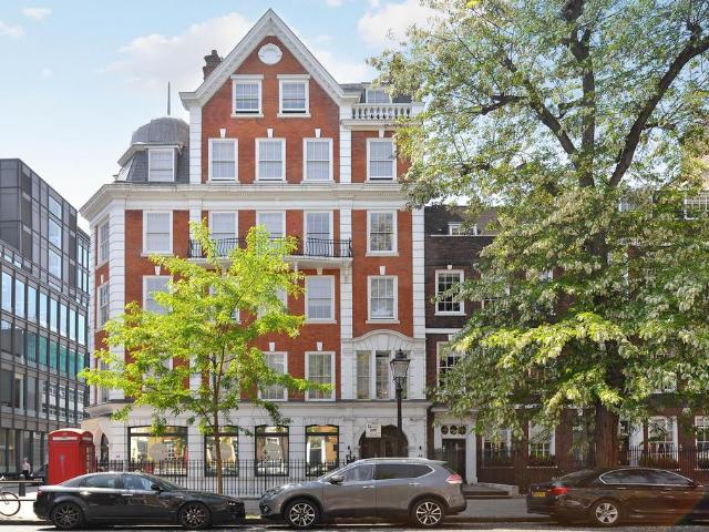 Apartment in Bedford Row, London, WC1R