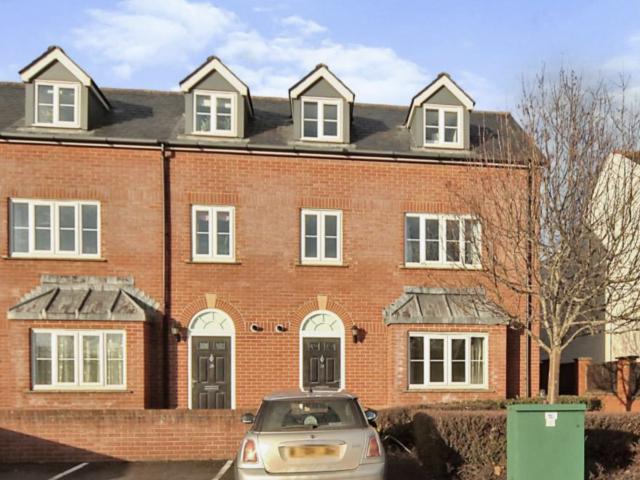 apartment in Monmouth Court Bindon Road