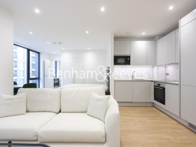 apartment in Blair Street, Aberfeldy Village, E14