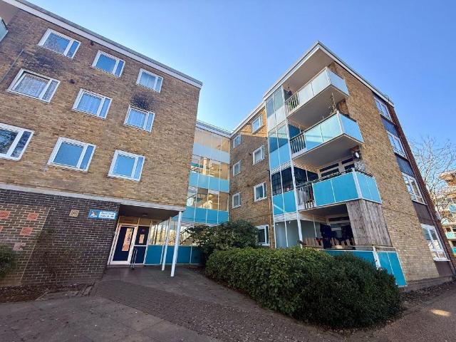 apartment in Bryon Road, southampton, Hampshire