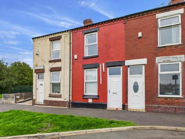 Apartment In Brynn Street, St. Helens Wa10