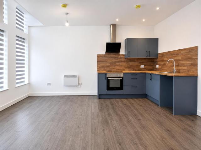 Apartment In Bradshawgate, Leigh, Wigan, Wigan Wn7