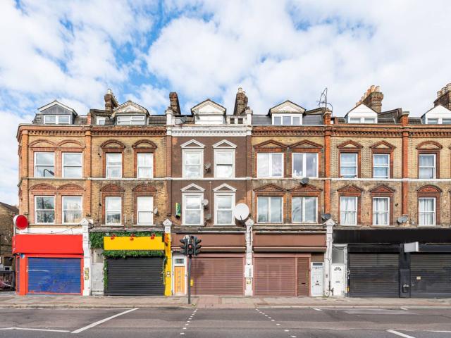 apartment in Brixton Road