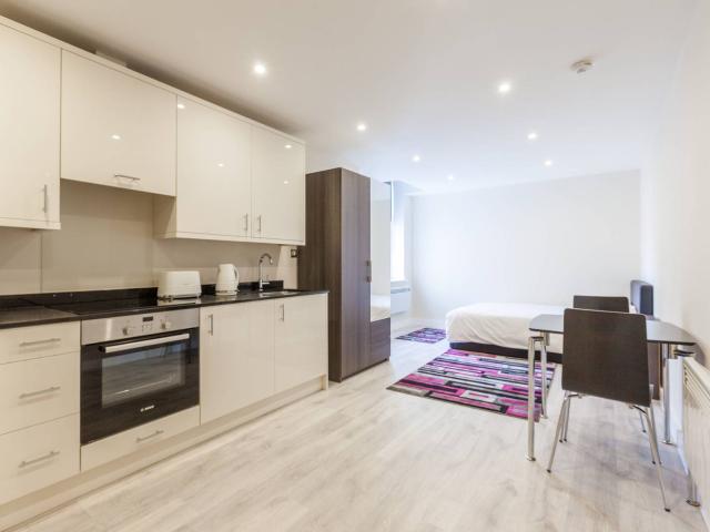 apartment in Brixton Road