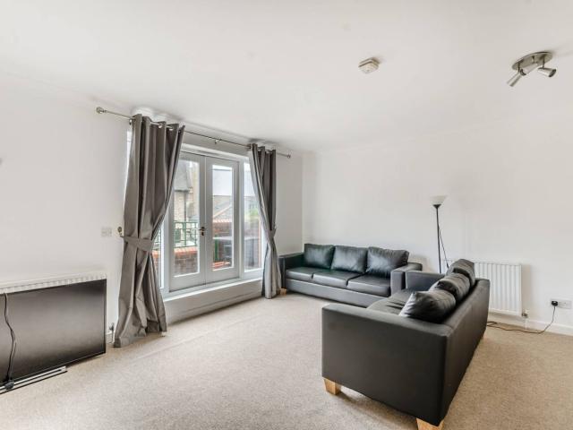 apartment in Broadley Terrace