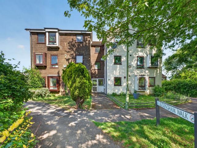 apartment in Buckingham Walk, New Milton, BH25 5UN