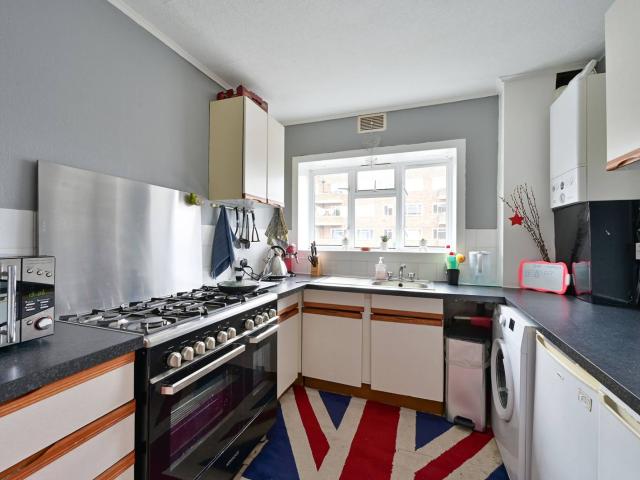 apartment in Gap Road