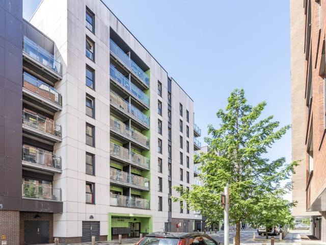 apartment in Geoffrey Watling Way, Norwich, NR1