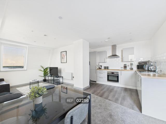apartment in George House, George Street, HU1 3BB