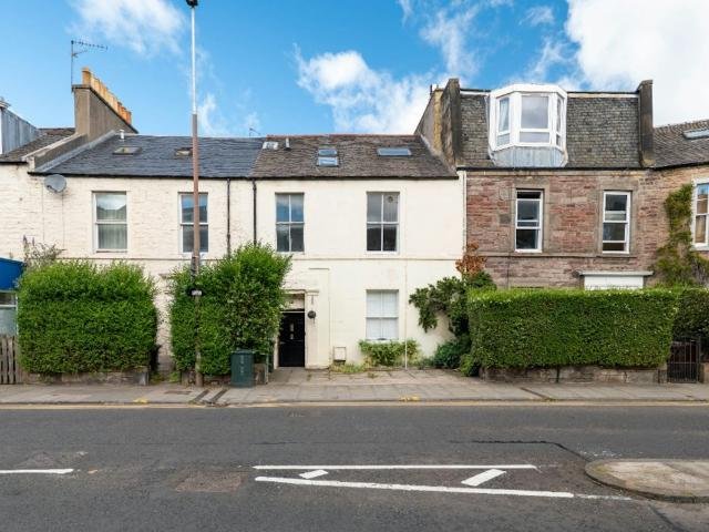apartment in Gilmore Place, Flat B Bruntsfield, Edinburgh, EH3