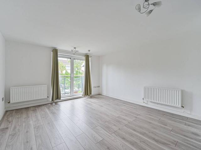 apartment in Granary Mansions