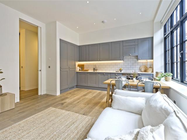 apartment in Great Titchfield Street, Fitzrovia, London W1W 6RH