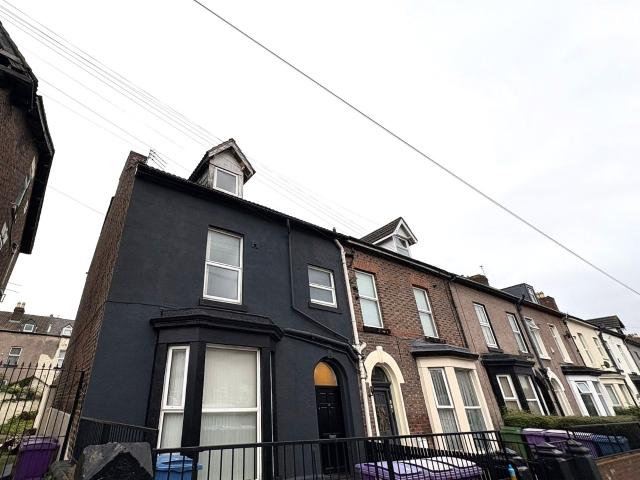 apartment in Grey Road, Liverpool, L9