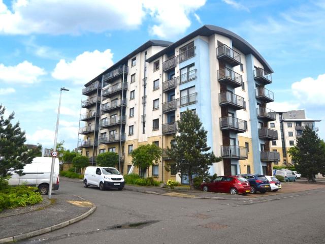 apartment in Drybrough Crescent