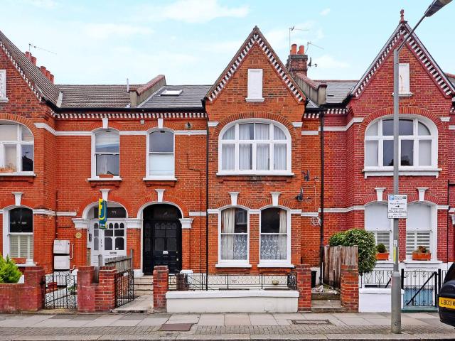 apartment in Drakefield Road