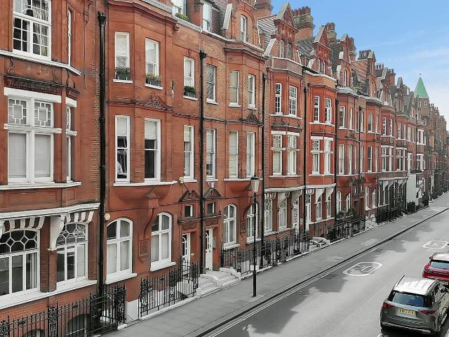 apartment in Draycott Place
