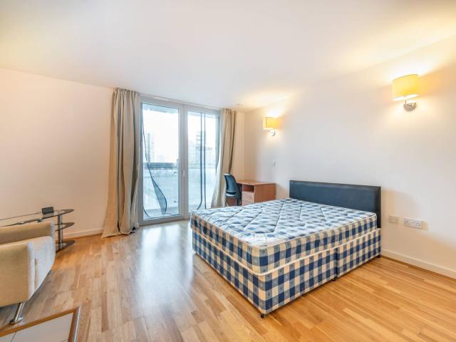 apartment in Empire Way