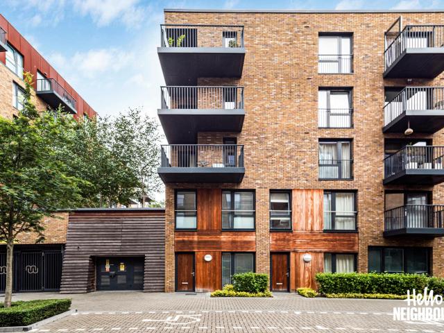 apartment in Endeavour House, Ashton Reach