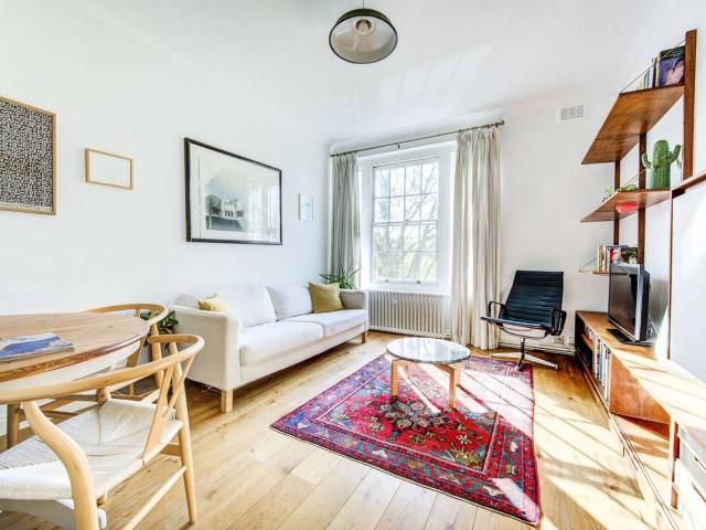 apartment in Earls Court