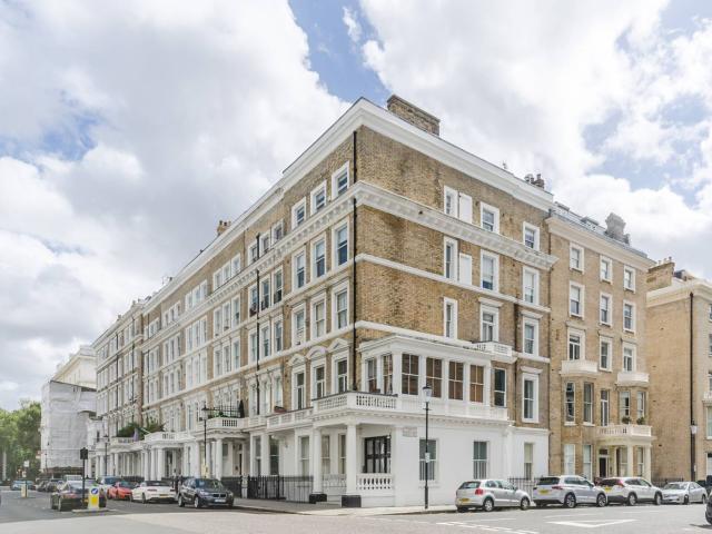 apartment in Elvaston Place