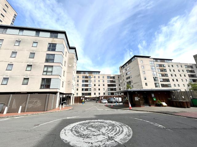apartment in Electra House, Cardiff Bay