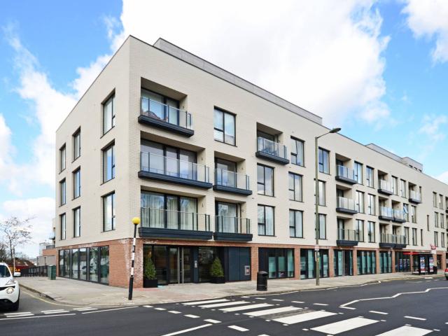 apartment in Fairmont Mews