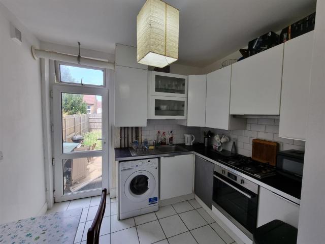 apartment in Fairholme Road, 15, Croydon
