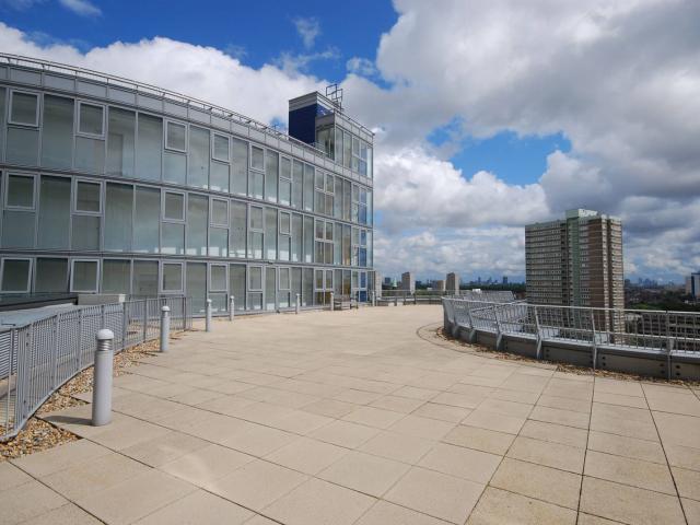 apartment in Falcon Wharf