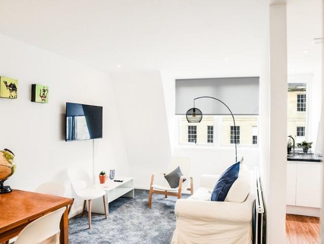 apartment in Fettes Row, New Town, Edinburgh, EH3 6RH