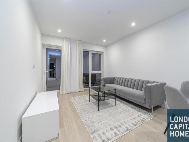 apartment in Filmworks walk, Ealing, London