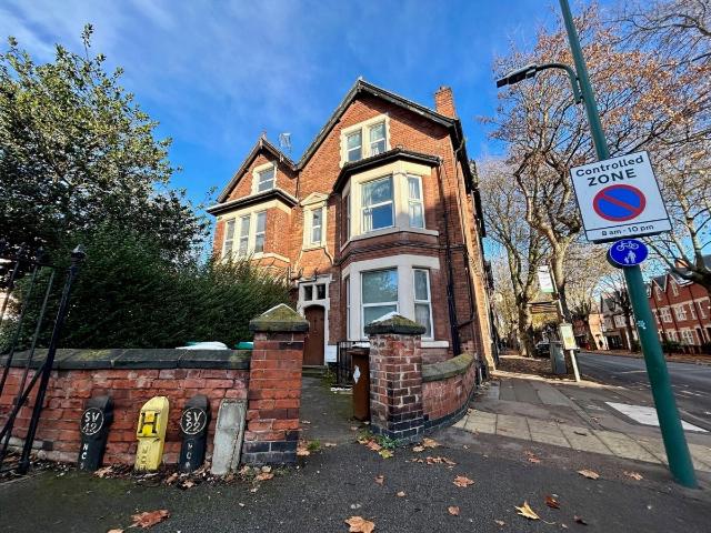 apartment in Fishpond Drive, Nottingham, NG7 1DG